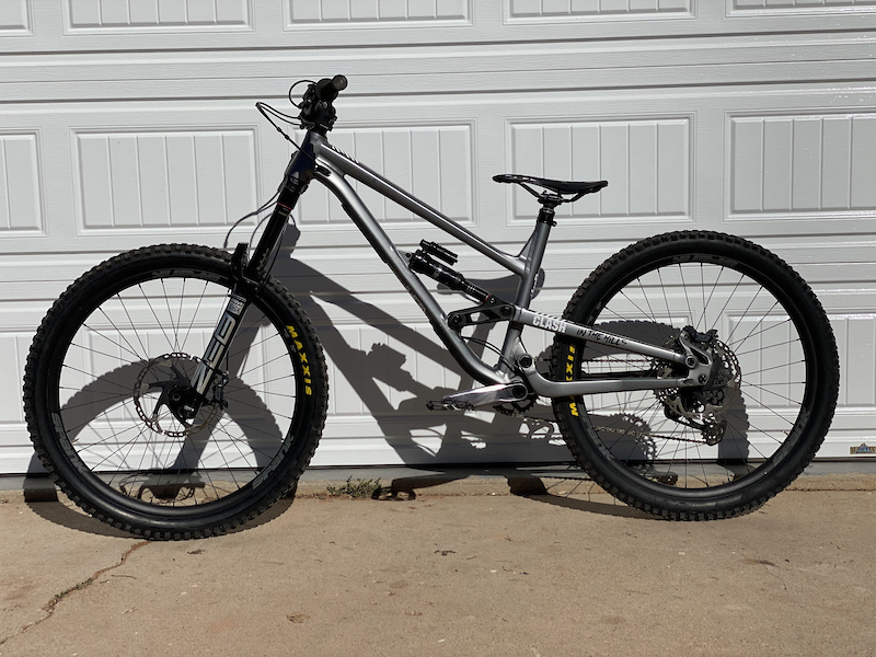 2021 Commencal Clash Race Medium For Sale