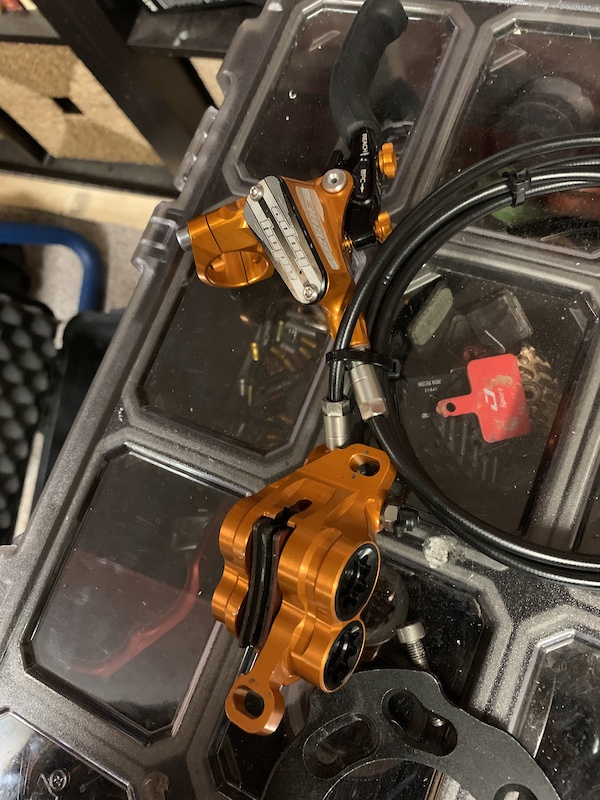 2022 Hope V4 brake with Tech 3 lever Gold For Sale