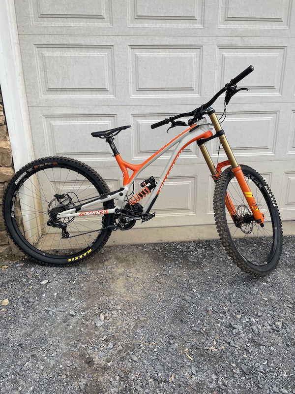 2020 Commencal Supreme DH For Sale