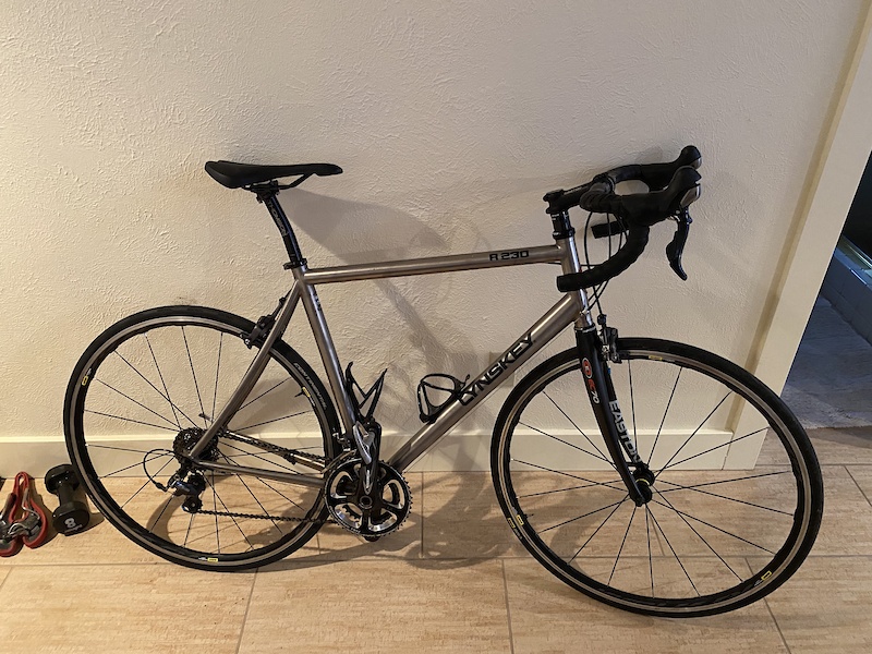 2014 Lynskey R230 titanium road bike 58cm For Sale