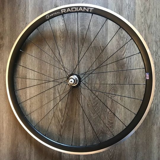 2021 White Industries T11 To Astral Radiant PRICE DROP For Sale