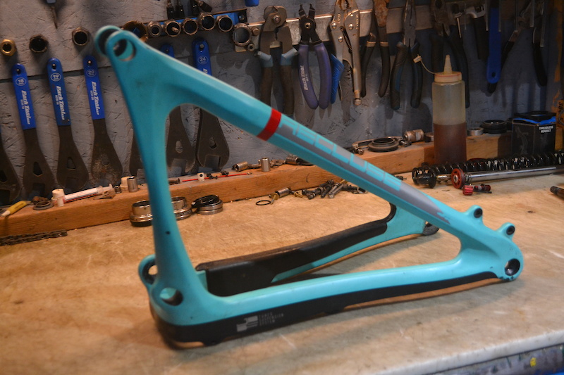 2017 Intense Recluse rear triangle For Sale