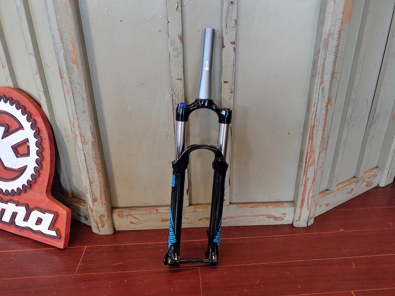 2017 Rockshox Recon Silver RL (Fully Rebuilt) For Sale