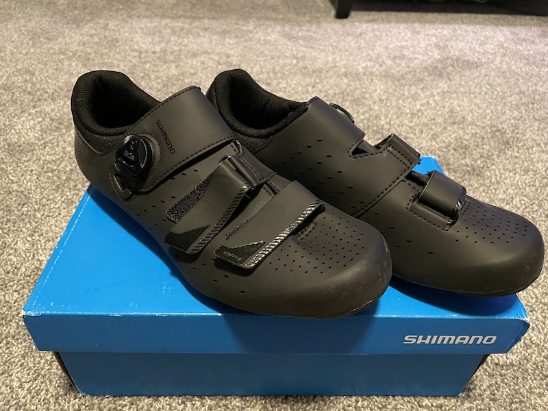 2020 Shimano RP4 Road Shoes For Sale