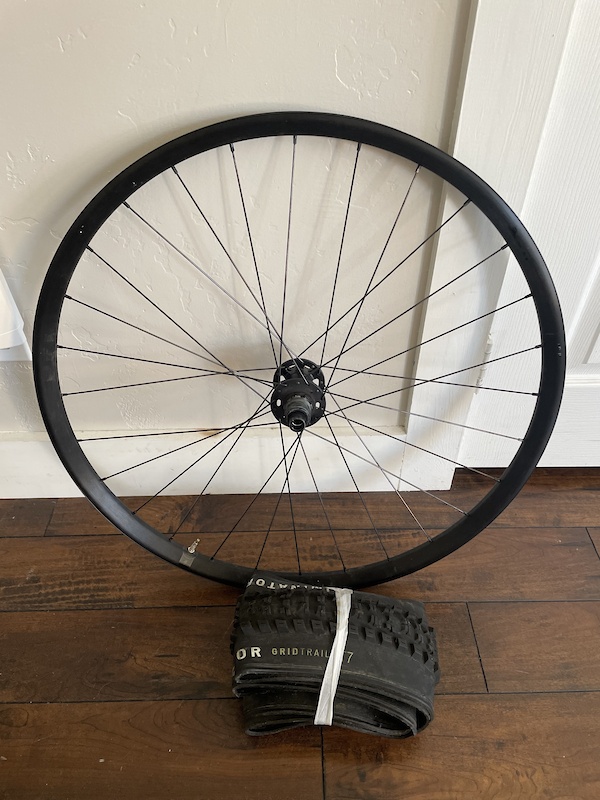 2022 29" Specialized Rear Wheel and Hub For Sale