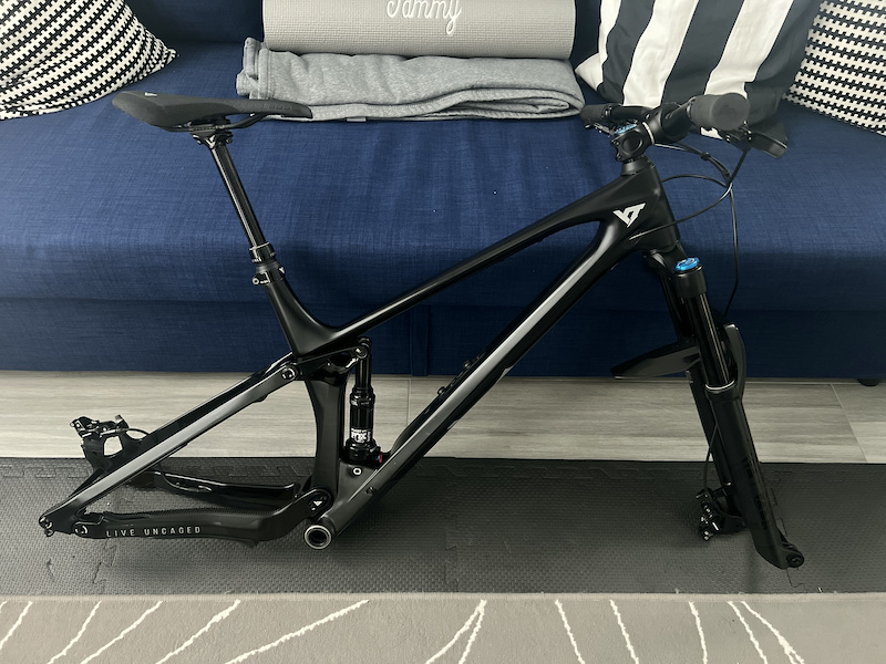 2021 YT Izzo Frame (Almost Complete - L) For Sale