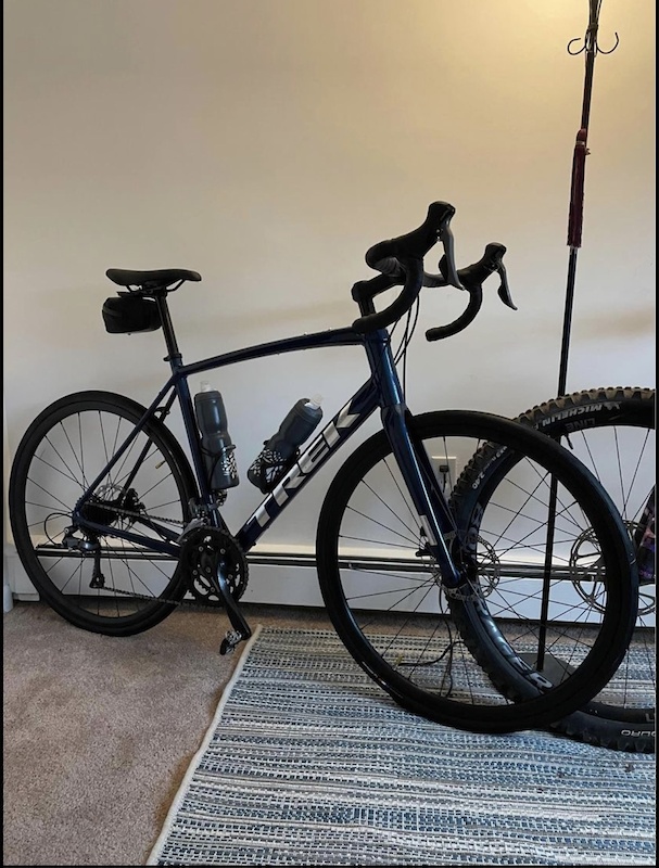 2021 Trek Domane AL2 Disc (58cm) For Sale