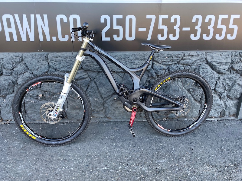 2013 EVIL UNDEAD CARBON 26" For Sale