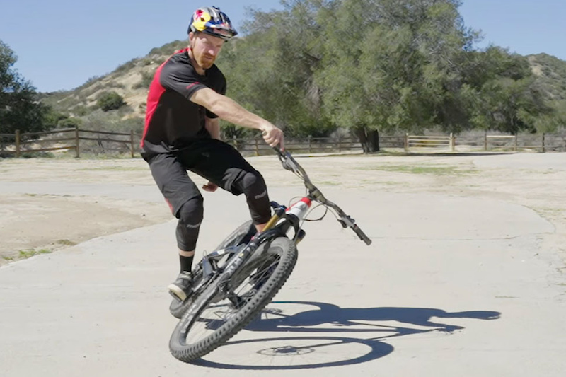 Video: Aaron Gwin's Tips to Improve your Cornering - Pinkbike