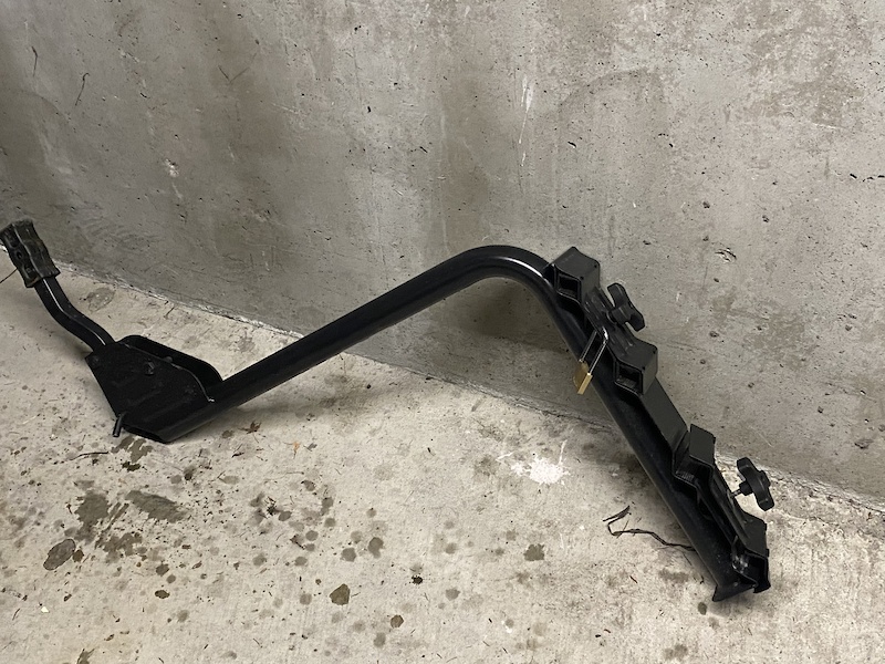 2020 CCM 4 bike post rack For Sale
