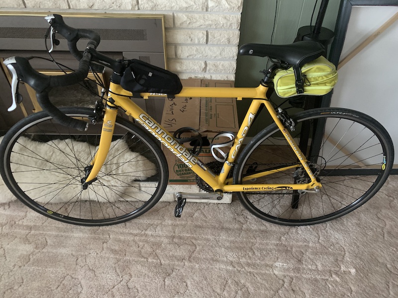 Womens cannondale R500 50cm road bike For Sale