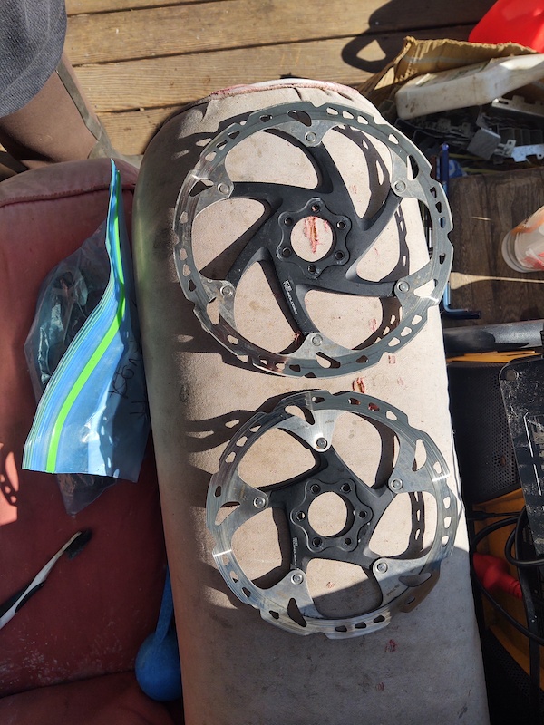 Pair of Shimano XT RT-86 Ice-Tech Rotors For Sale