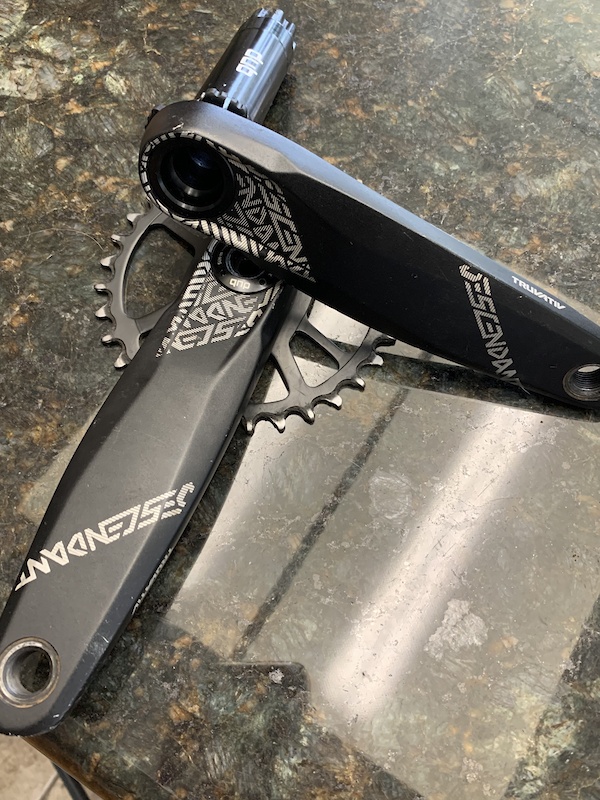 2020 Descendant Cranks 170mm with 32 tooth chainring For Sale