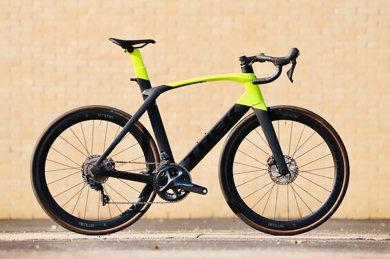 2020 Trek Madone SL 6 Disc 58 cm For Sale