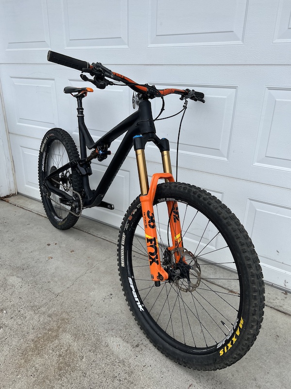 2018 Commencal Meta World Cup For Sale