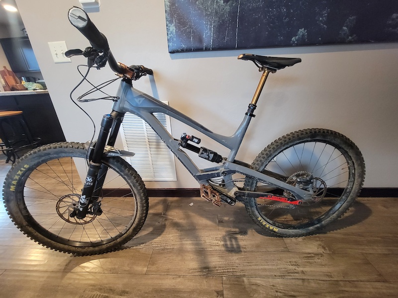 2019 YT Capra comp.(XL) (PRICE DROP) fully ready to rip For Sale