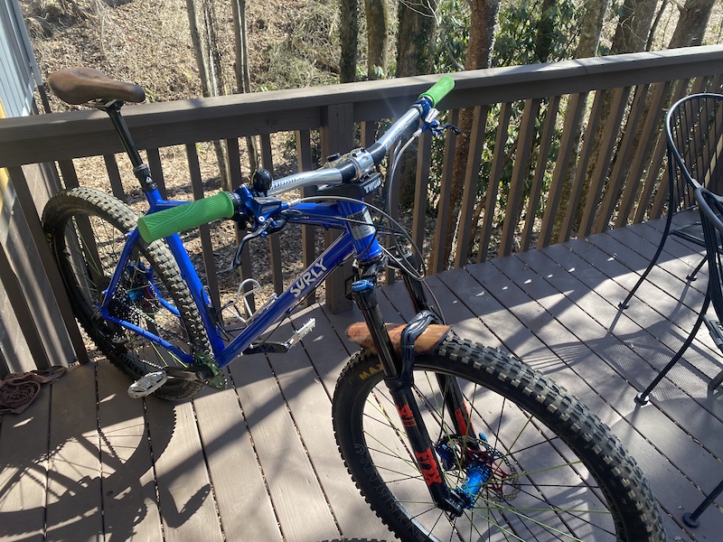 Hope Brake set Blue with red rotors. For Sale