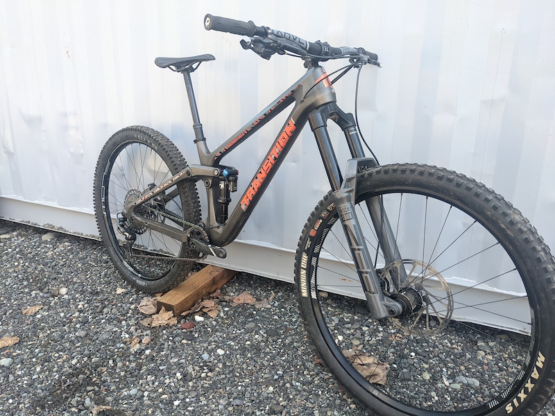 2021 Transition Sentinel Medium V2 Carbon For Sale