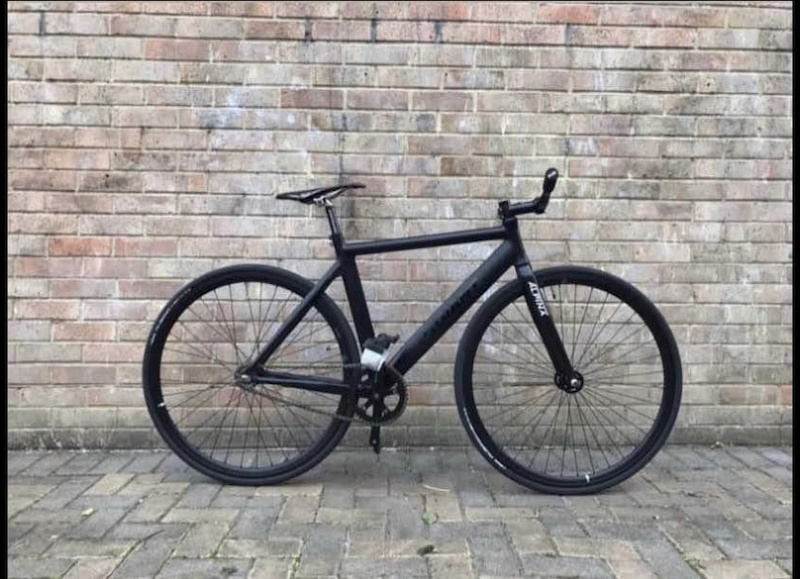 Giant omnium fixie / track bike For Sale