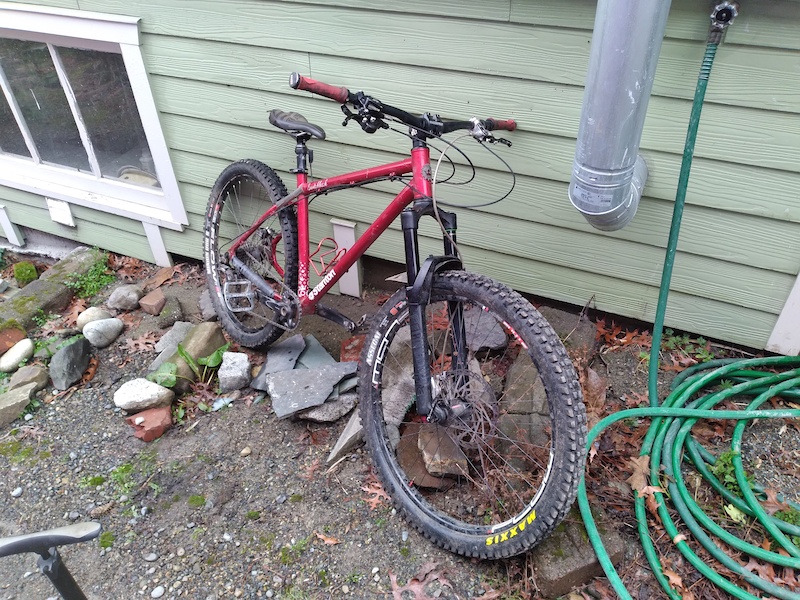 2014 Medium Stanton Switchback For Sale