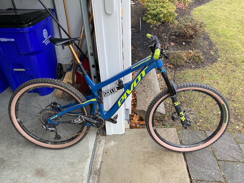 2020 Pivot Firebird Large Upgrades For Sale
