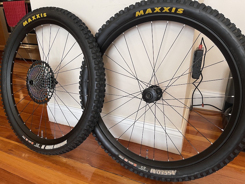 2021 DT Swiss XM481 Wheels + 240 EXP Hubs For Sale