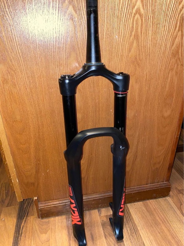 2018 Rockshox Lyric Select+ fork 170mm boost For Sale