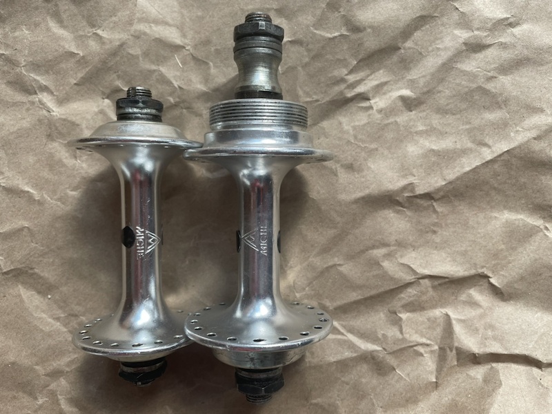 Miche track hubs 36h QR For Sale