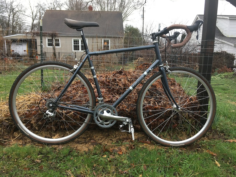 2010 58cm Raleigh Clubman For Sale