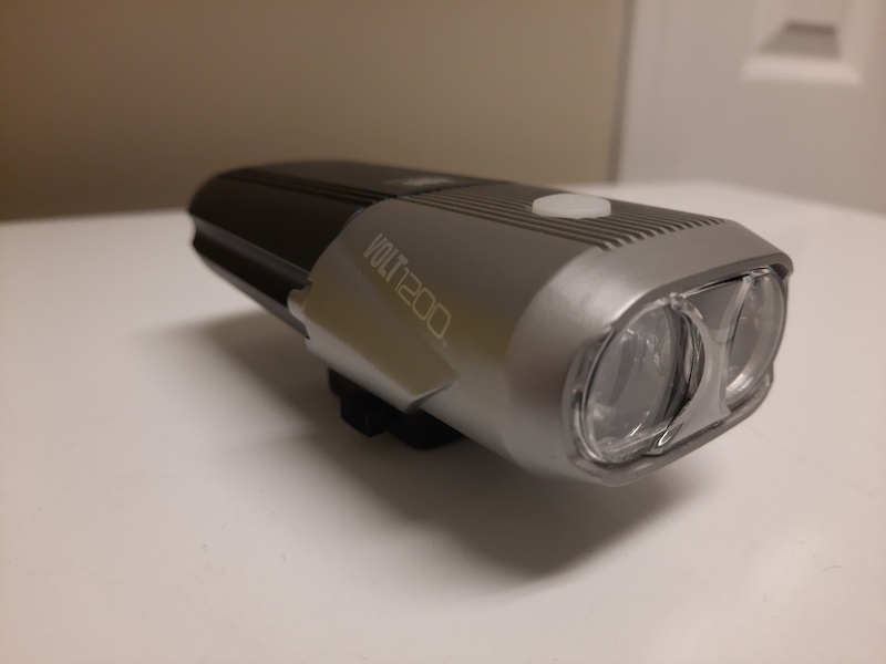 Cateye Volt 1200 For Sale