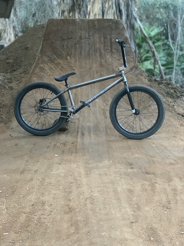 2022 FBM Commonground 22" Wheel Custom Bike For Sale