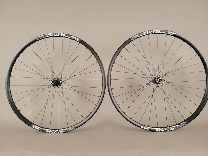 2022 DT R470 DISC GRAVEL CX 700C WHEELS 12MM THRU 742857 For Sale