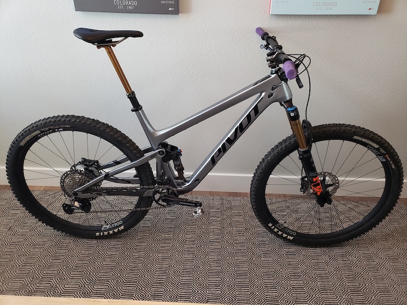 2022 XL Pivot Trail 429 Pro XT/XTR w/upgrades For Sale