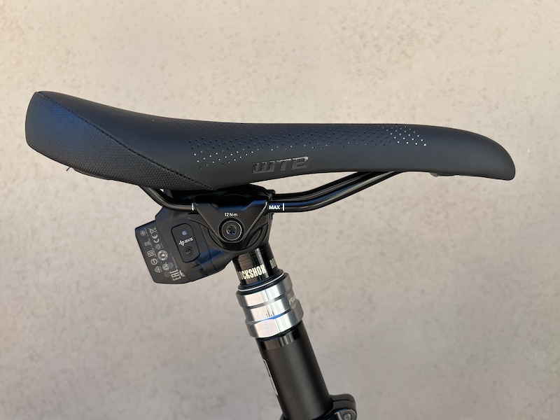 2020 RockShox Reverb AXS 170mm + AXS Lever PENDING For Sale