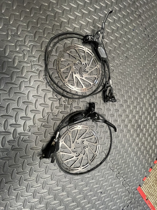 2022 SRAM G2 RSC with 180 mm rotors For Sale