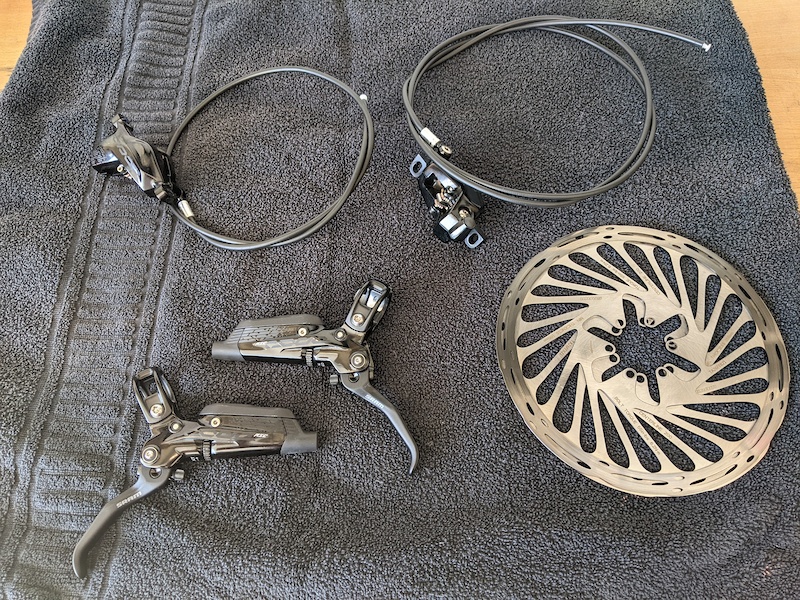 2022 Code RSC Brake Set and 200mm Centerline 6 bolt For Sale