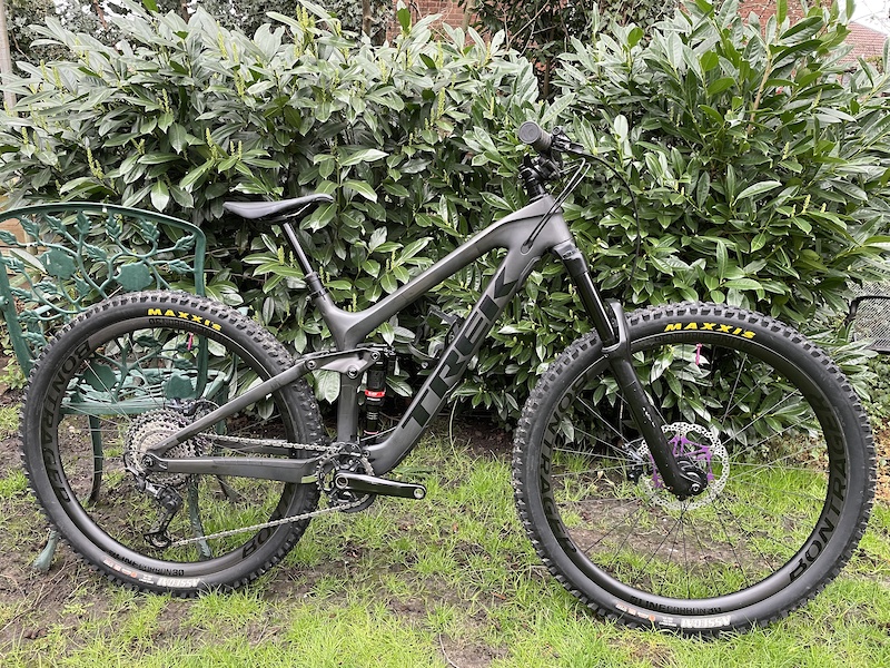 2019 Trek Slash 9.8 XT size medium For Sale