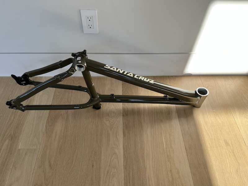 2021 Santa Cruz Jackal Frame Size Large For Sale