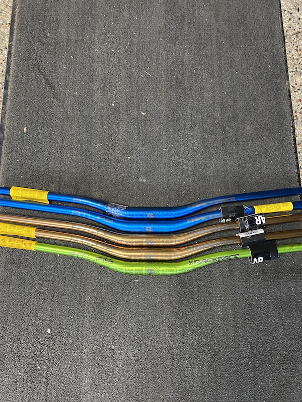 2022 Race Face Atlas Bars 800x20mm & 35mm Rise For Sale