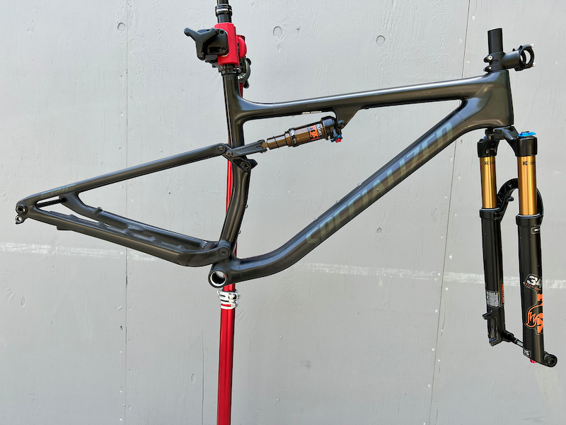 2021 Epic Evo Comp Frame w Fox Factory DPS & Fox 34 SC Fork For Sale