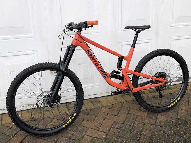 2019 *AUCTION ENDS TONIGHT* Santa Cruz Nomad For Sale