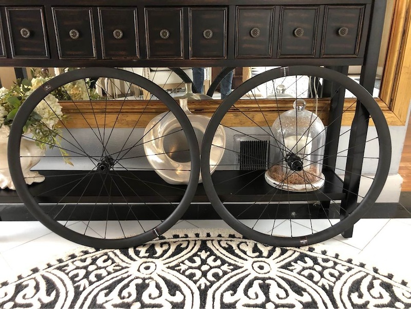 2021 Reserve 32 700c Carbon Disc Wheelset XDR For Sale