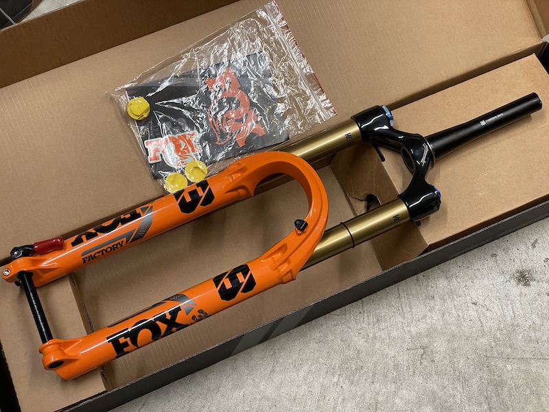 2022 Fox Factory 38 170mm 29" Shiny Orange 44mm offset For Sale