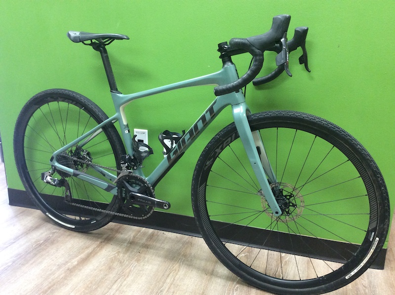 2020 Giant Revolt Advanced Pro 0 Red eTap For Sale
