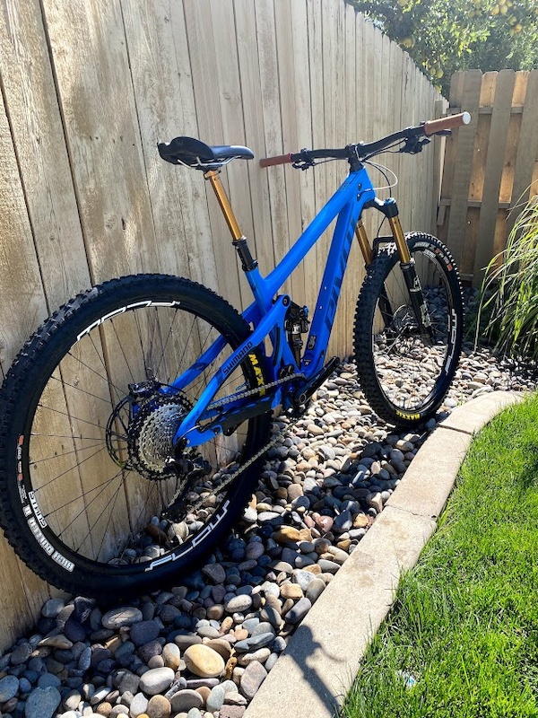 2021 Pivot Switchblade For Sale
