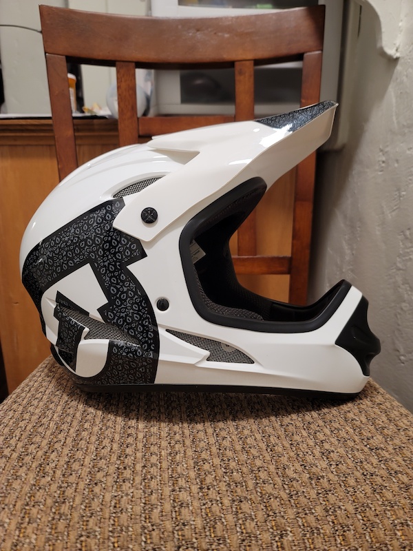 2017 661 Comp Shifted Helmet size small For Sale
