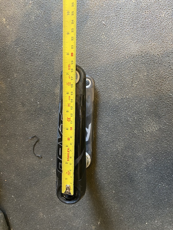 2019 race face, bb is pb46 For Sale