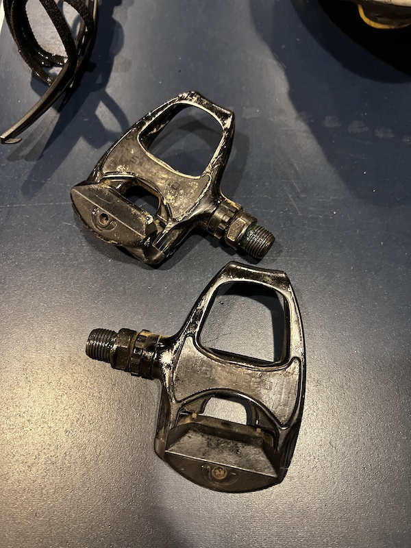 Shimano PD-R540 SPD-SL Road Pedals For Sale