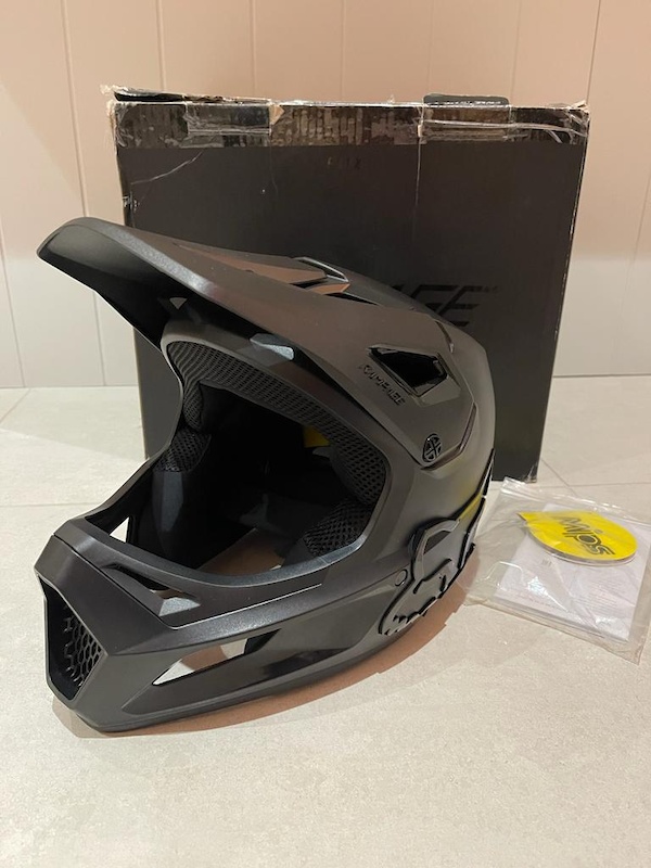 2021 Fox Racing Youth Rampage (47-48CM) Black For Sale