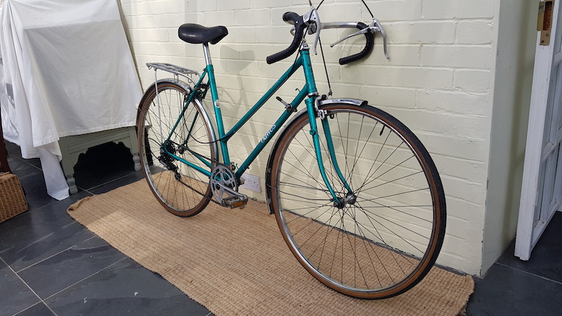 Refurbished! Vintage, Dawes Fleur, 1970's Road Bike For Sale